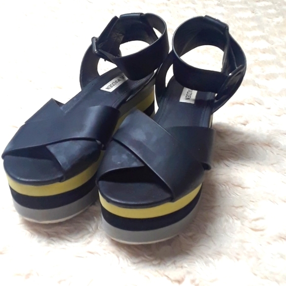 Steve Madden | Shoes | Steve Madison High Ridge California Strappy ...